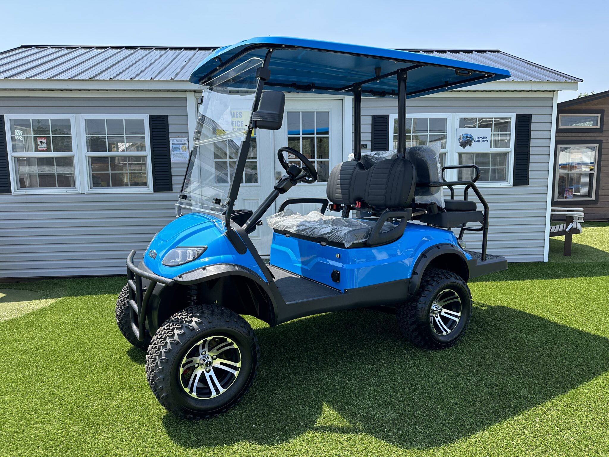 2023 Evolution Classic 4 Pro - Evolution Golf Carts For Sale