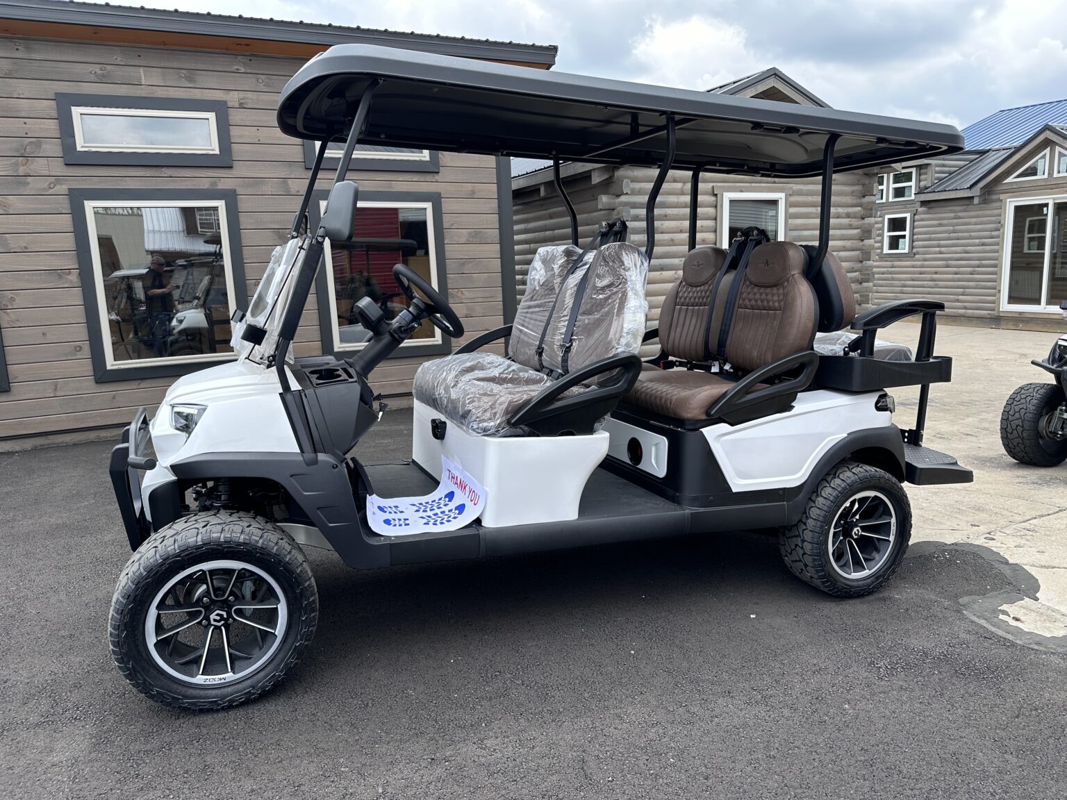 How To Clean a Golf Cart Windshield - Hartville Golf Carts