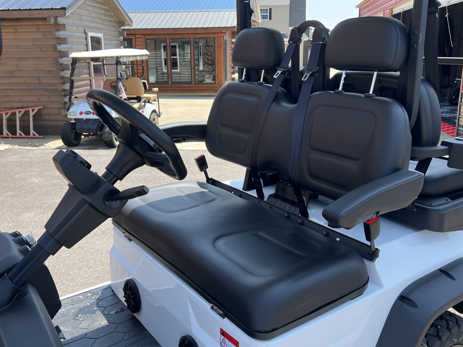 Dach Falcon 2+2 Explorer Golf Cart - Hartville Golf Carts