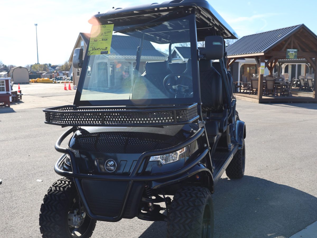 Black Golf Cart Epic e40L - Hartville Golf Carts